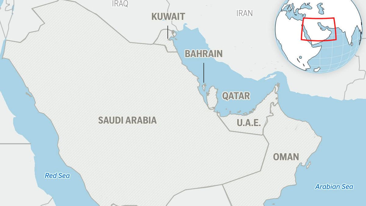 3 French tourist drown when their boat capsizes in Oman :: WRAL.com