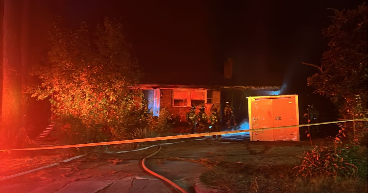 People, pets safe after fire destroys Raleigh home :: WRAL.com