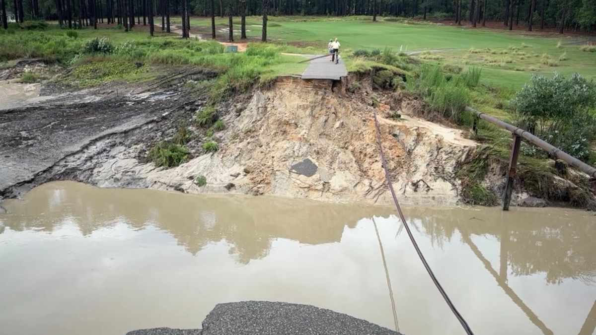 Sex hott mom she is stunning in more ways than one.