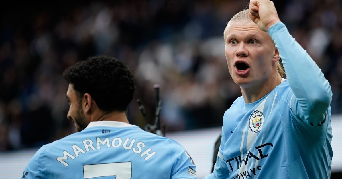 Man City closes gap on Arsenal and Liverpool fans boo more dropped ...