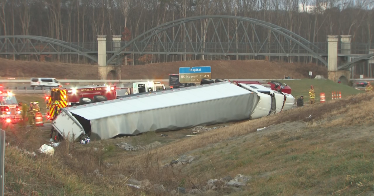 I-440 ramps reopen after tractor-trailer overturns near Wade Avenue :: WRAL.com