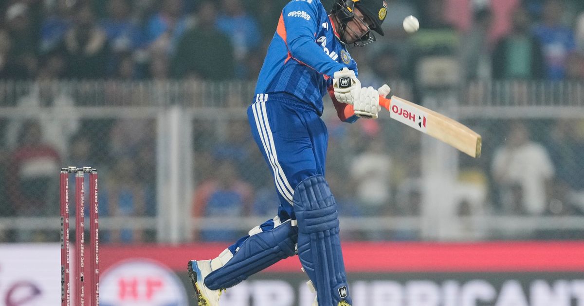 Sharma hits 14-ball 50 as India beats NZ with 10 overs to spare and ...