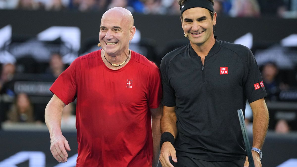 Roger Federer steals the show at Australian Open's first formal opening ...