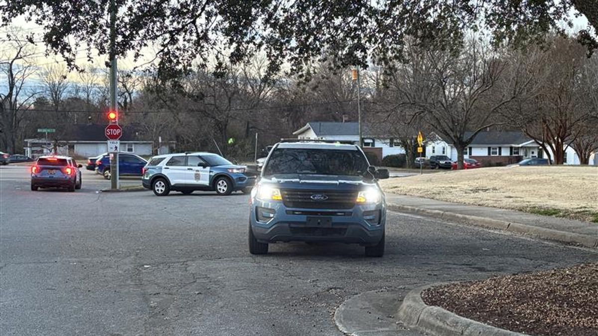 Raleigh police search for driver in hit-and-run pedestrian crash ...