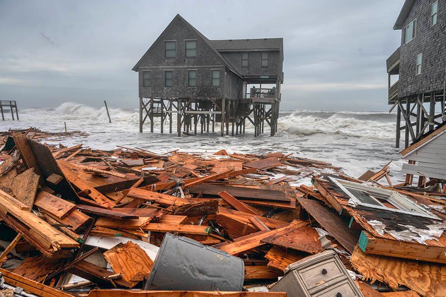 Six houses fall into sea in 24 hours in Outer Banks as hurricanes pass ...