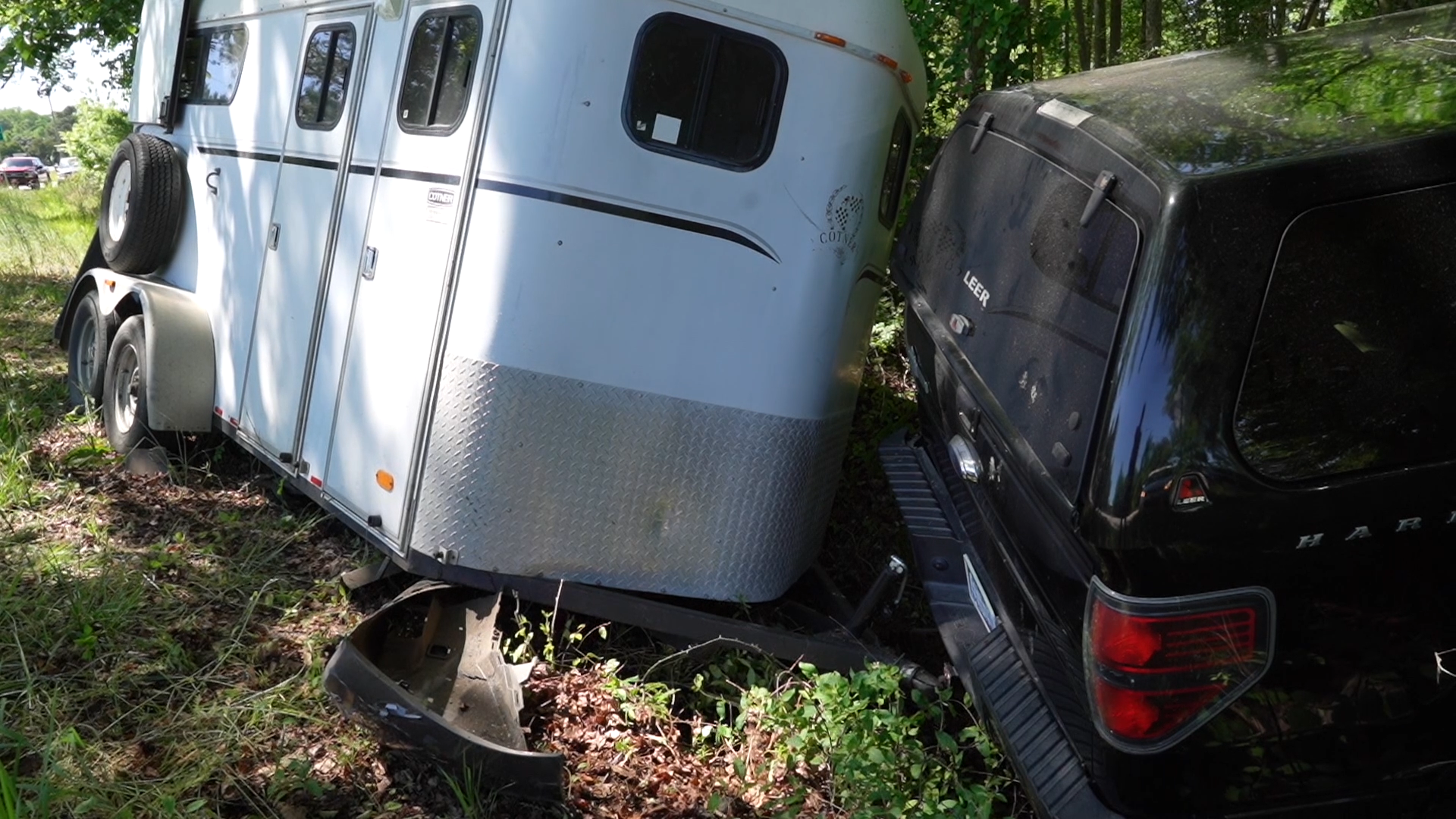 Truck carrying horses involved in head-on crash in Johnston County ...