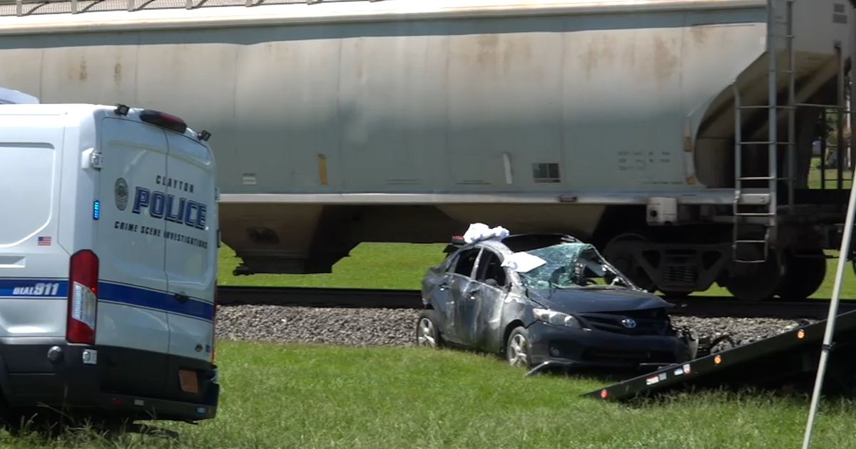 Police: Clayton man dies after trying to drive around railroad crossing ...