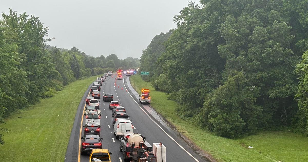 Roads on I-885 cleared after a crash backed up traffic, caused multiple ...