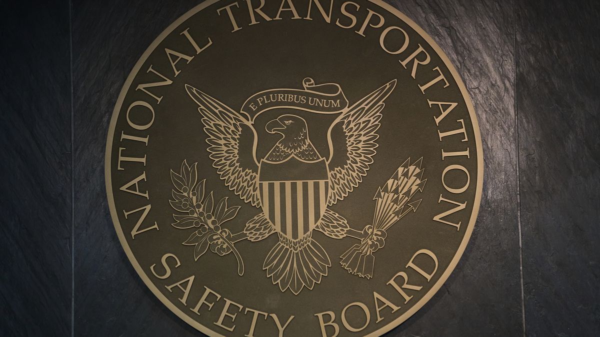 NTSB says fiery 2024 North Dakota derailment proves the need to replace ...