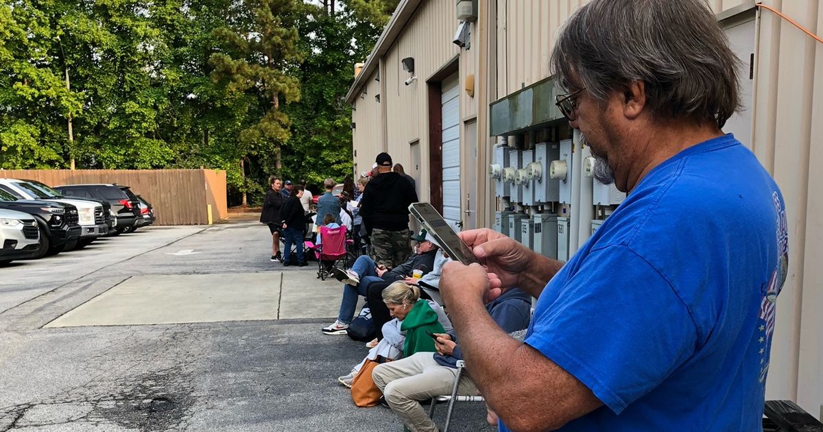 Long lines in Clayton, Durham as more DMV locations open for Saturday ...