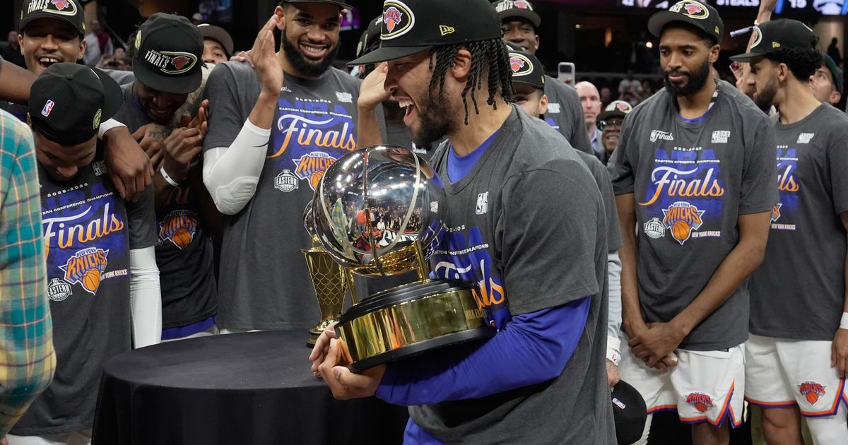Jalen Brunson leads Knicks to NBA Finals, wins Larry Bird Trophy as ...