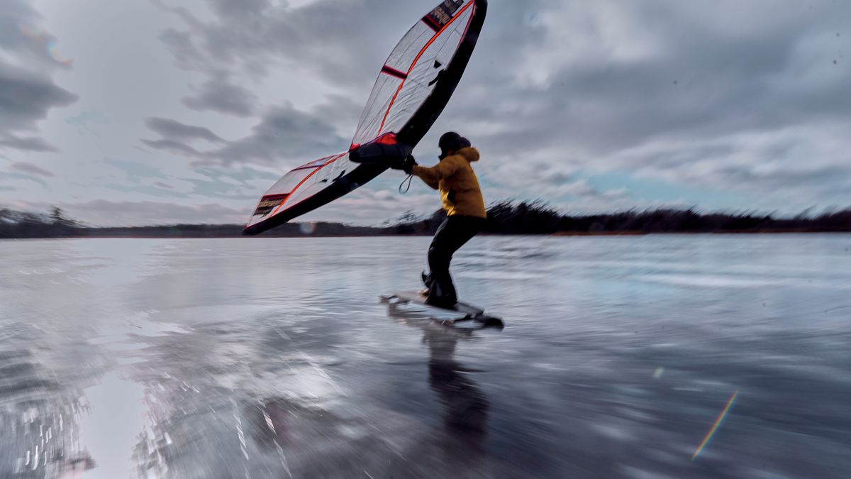 Midwest hit with more extreme cold after winter storm :: WRAL.com