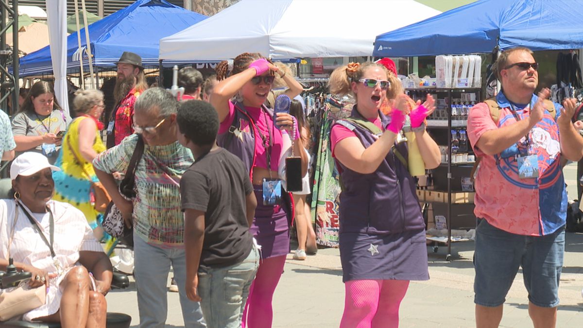 Raleigh's GalaxyCon Street Fest debuts with free cosplay, celebs, and ...