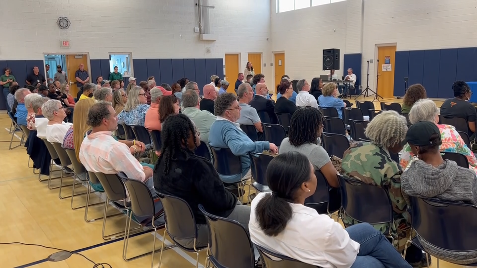 A ‘clean slate’: Zebulon residents call for commissioners to resign :: WRAL.com