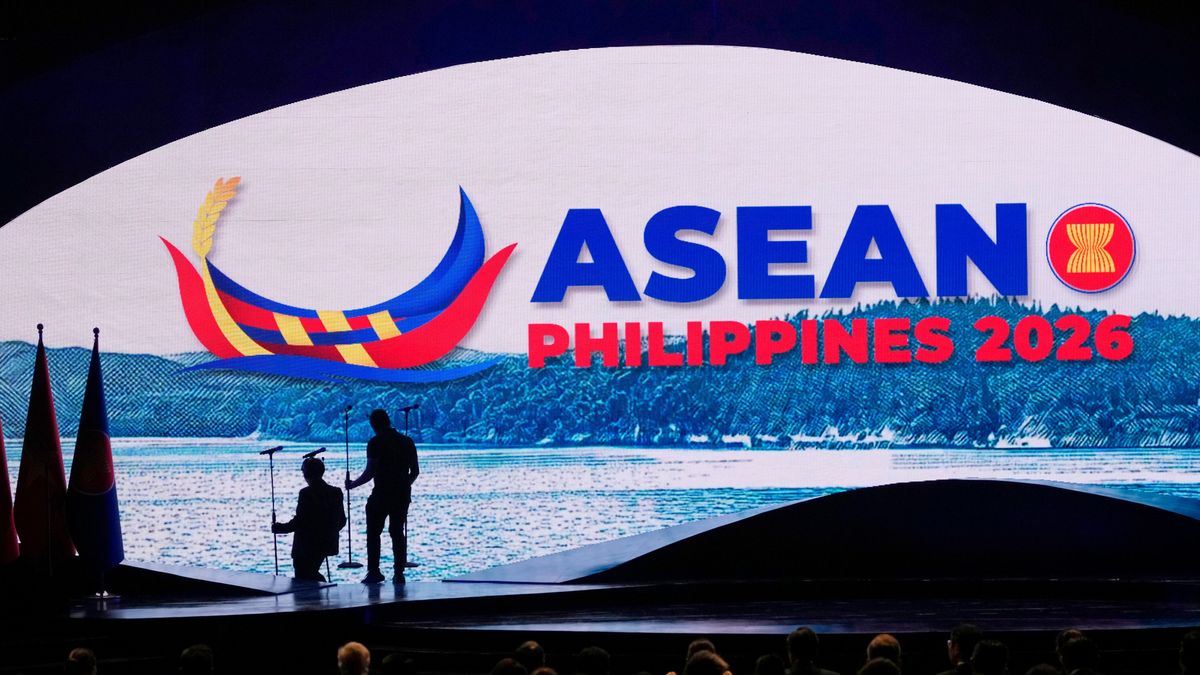 Putin hosts leaders of Southeast Asian nations, seeking to boost their ...