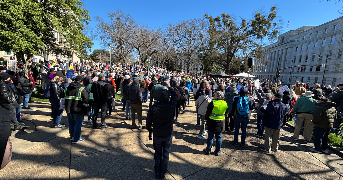 Hundreds protest in downtown Raleigh over NC Supreme Court seat :: WRAL.com
