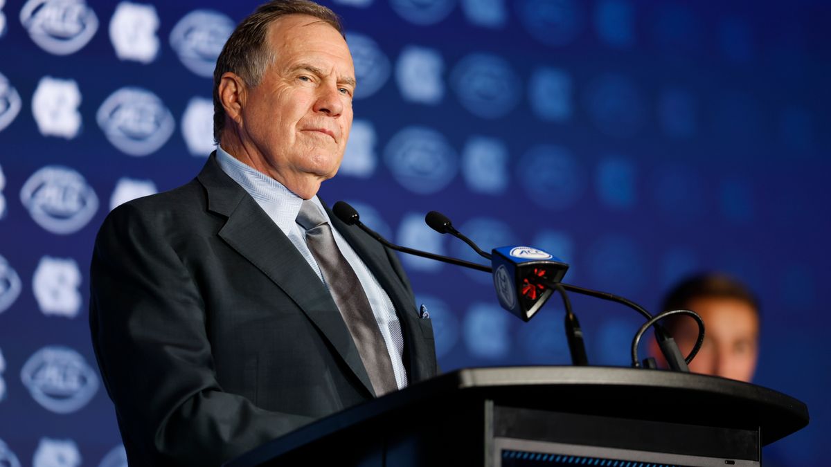 WRAL: Belichick, rebuilt Tar Heels open fall camp with more questions ...