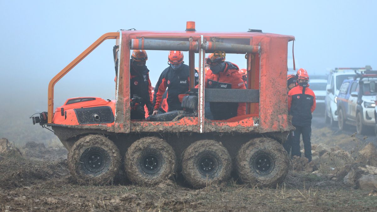 Turkey starts examining black boxes from jet crash that killed Libya's ...