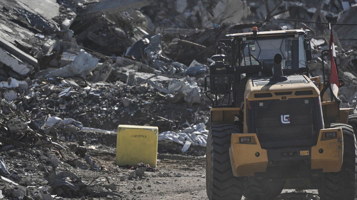 Israeli troops kill Palestinians for crossing a vague ceasefire line ...