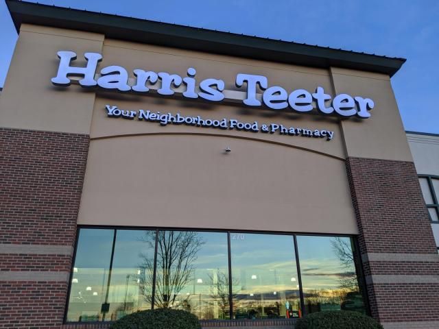 Harris Teeter deals June 22-28: Peaches, ground chuck, whole subs ...