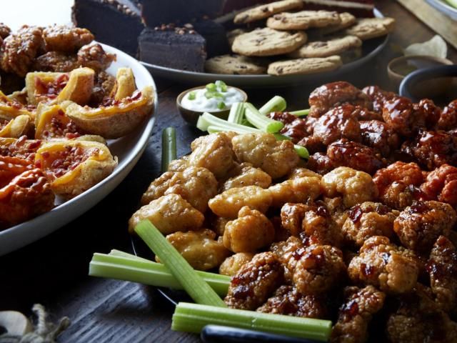 List of big game restaurant deals on Feb. 12