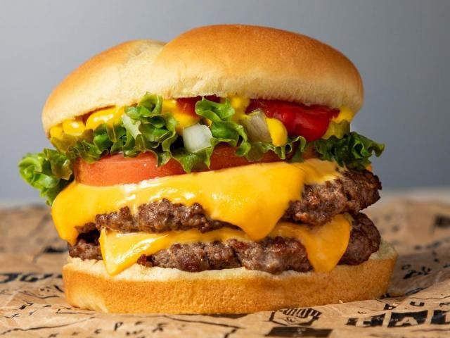 National Cheeseburger Day 2025 deals on Sept. 18!