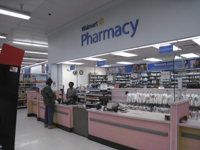 Walmart in Talks to Strengthen Ties to Health Insurer Humana