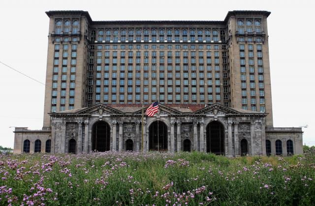 Ford to remake Detroit's most famous ruin