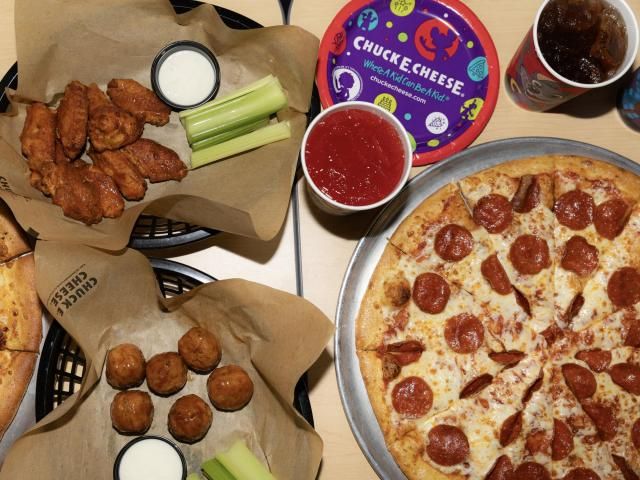 Chuck E. Cheese targets inflation-weary families with a bargain ...