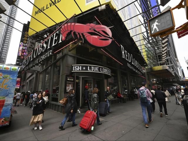 How Red Lobster's misguided endless shrimp promotion drove it into ...