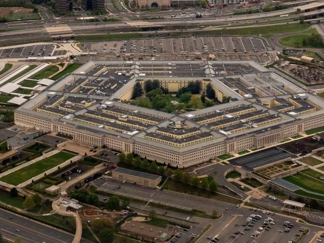Media outlets, including Fox News and CNN, refuse to sign Pentagon’s ...