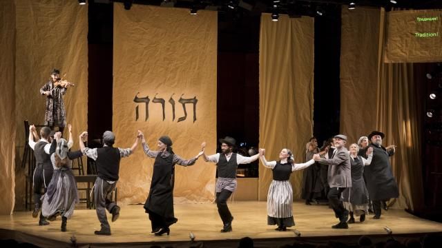 How Do You Say ‘Tradition’ in Yiddish?
