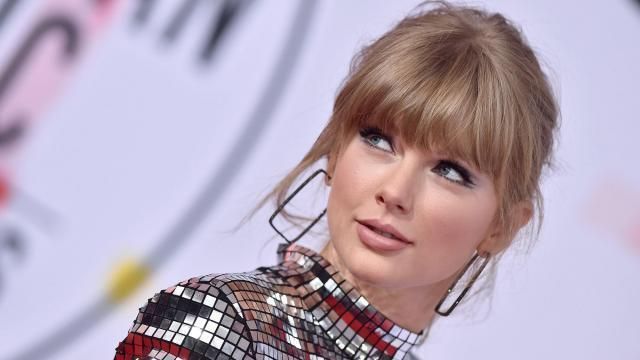 'Happily wear a bomb:' Man charged with stalking Taylor Swift attended ...