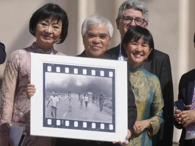 AP Reaffirms Nick Ut's Credit for Iconic Vietnam War Photo Amid ...