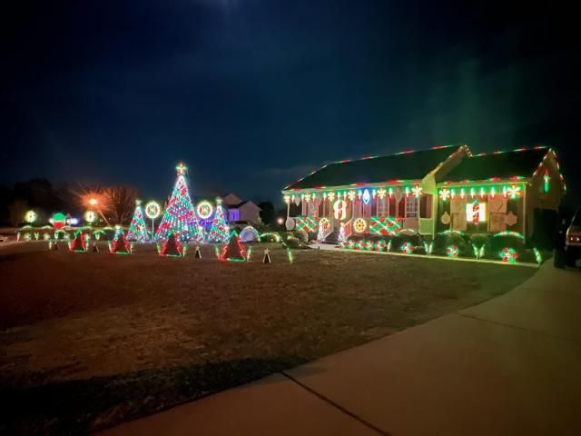 The 25 best decorated holiday homes in the Triangle