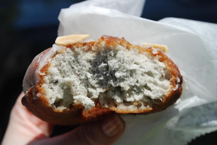 Monuts donuts park trike, open shop