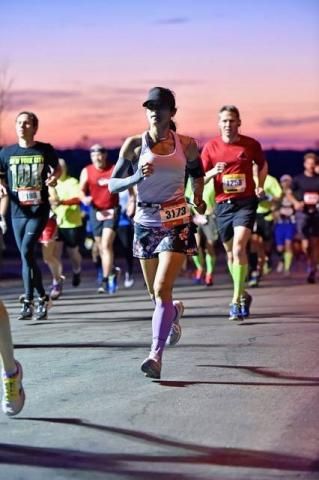Thousands set out for 26-mile Tobacco Road Marathon