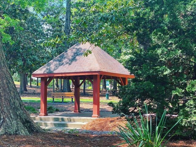 Fountain of youth: 'Mystical' healing spring from the 1800s still flows ...