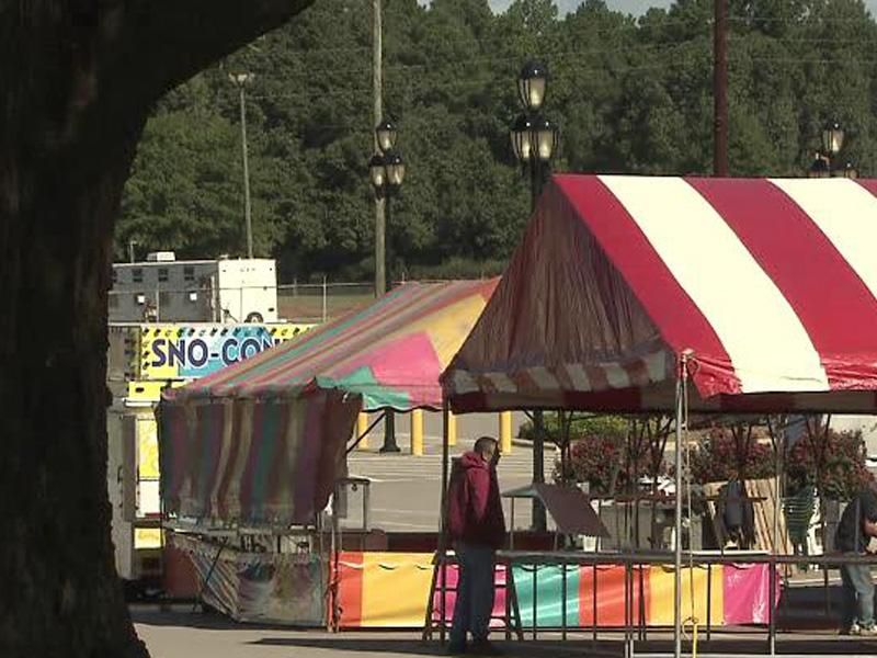 Crews set up tents, booths for State Fair