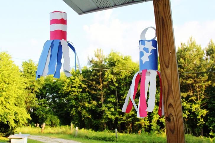 Crafty Mom: Windsocks for Memorial Day