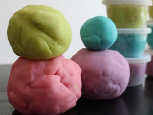 Recipe: Kool-Aid play dough