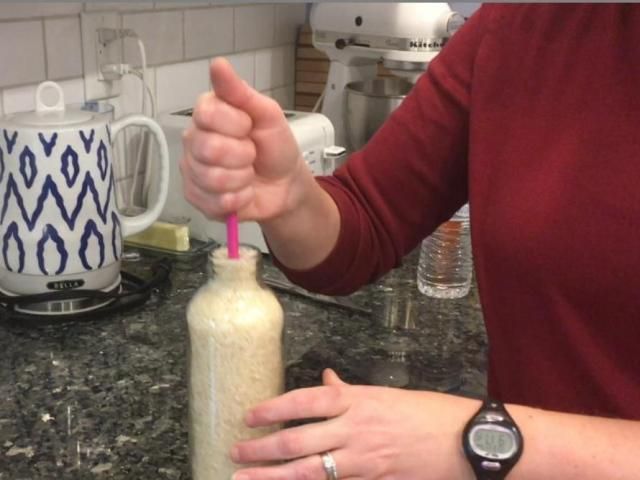 Easy Experiment: Make a floating rice bottle