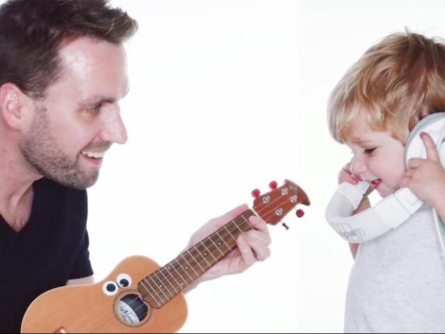 What little kid doesn't love the mailbox? Cary dad, YouTuber releases ...