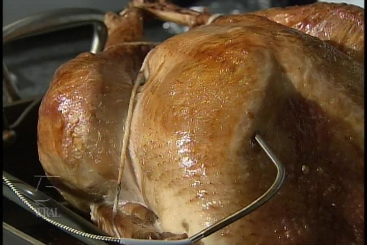 Gobble Holiday Dinner Wisely for Better Health
