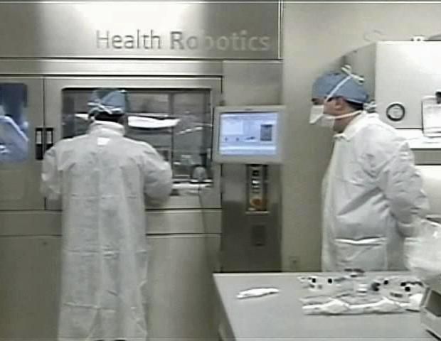 Robot Makes Chemotherapy Safer