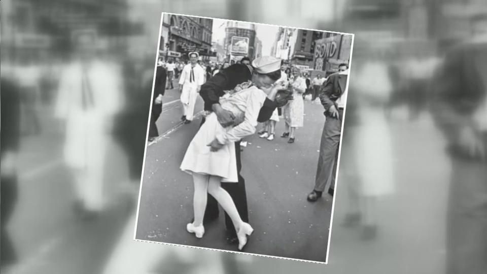 A kiss sealed in history