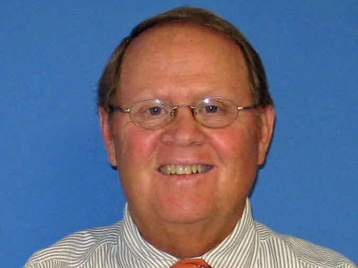 Former Wayne schools official pleads guilty to accepting gifts
