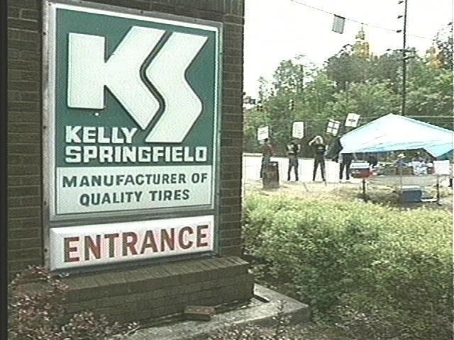 Union Votes to End Kelly-Springfield Strike