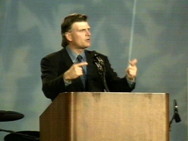 Graham Targets Teenagers in Greenville Sermon