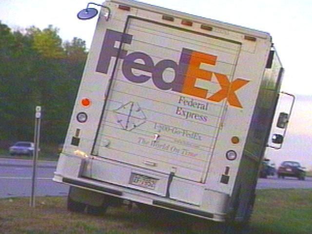 Police Pursue FedEx Truck Through Raleigh; Chase Ends at Durham Freeway